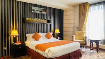 Suite Executiva | 1 quarto, cofre no quarto, secretária, cortinas/cortinados opacos