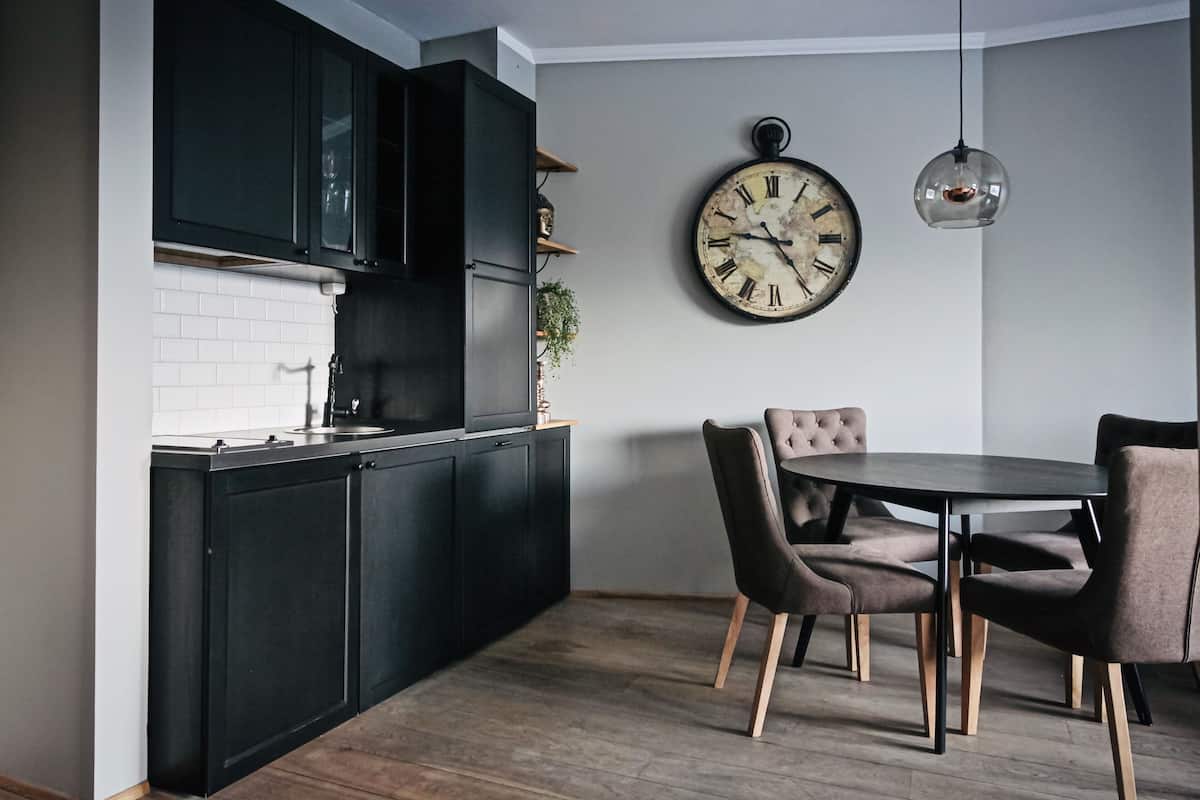 Apartamento superior (C/D) | Cozinha privada | Geladeira, micro-ondas, fogão, cafeteira/chaleira