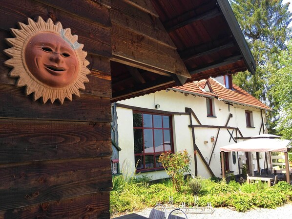 Fachada da propriedade