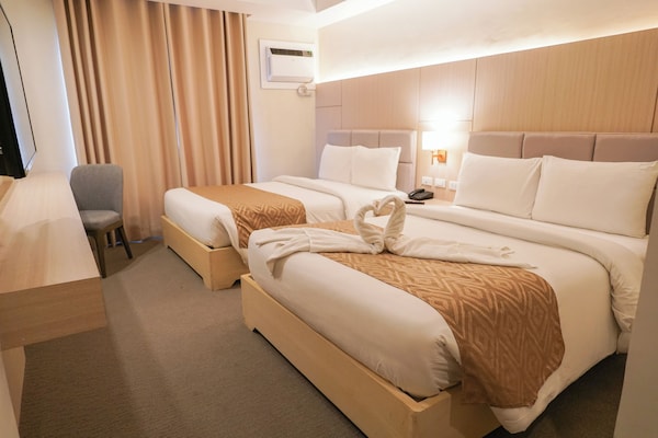 Sotogrande Neopolitan Hotel - Quezon City