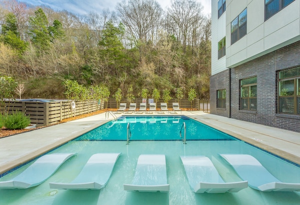 Downtown Chattanooga Condo~cable Tv~walkable~307 - Chattanooga, TN