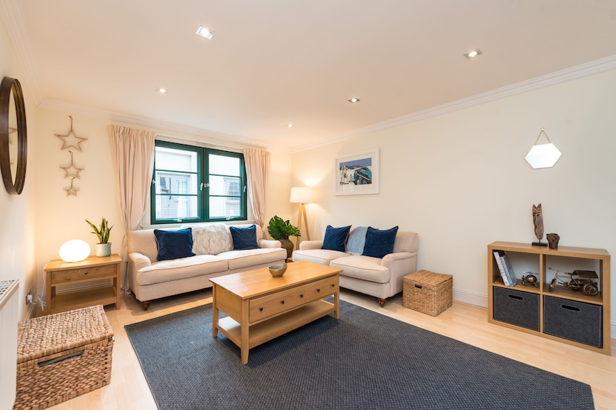 Preciosa Casa Mews En El Corazón De La Ciudad Con Garaje - Edimburgo