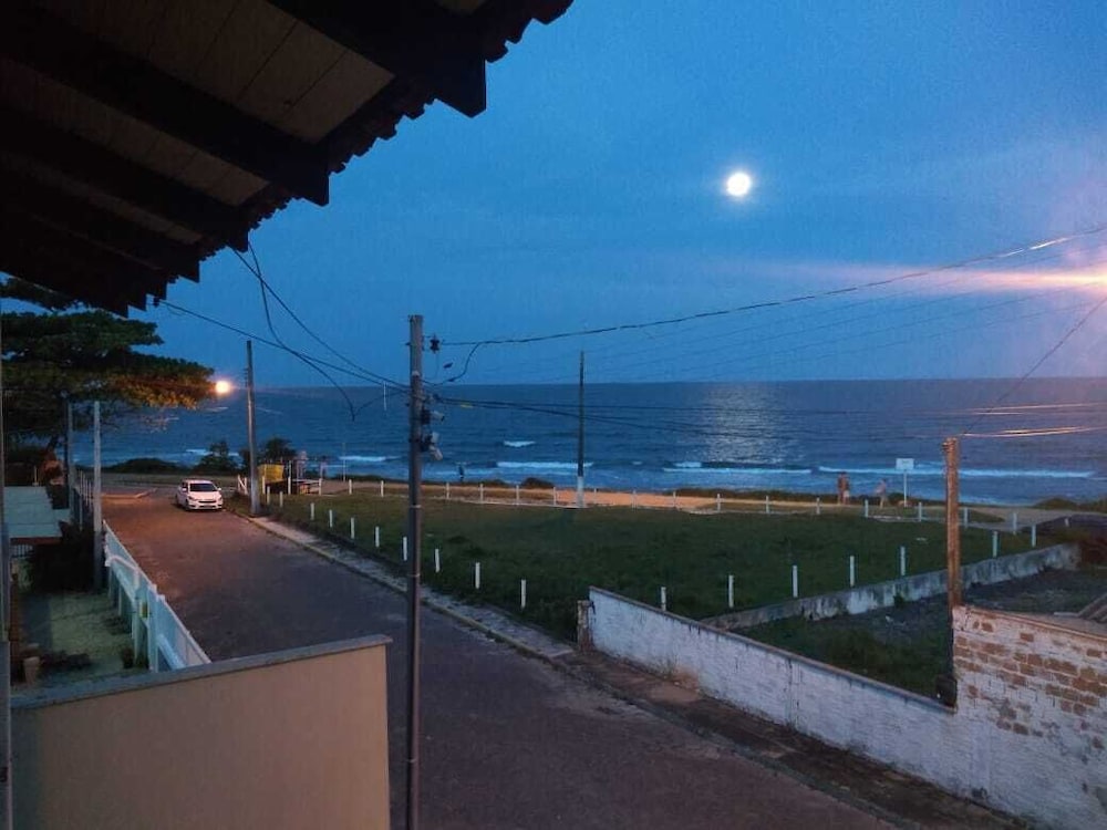Casa De Playa A 40 Mts Del Mar (Vista Al Mar) - Penha-sc - Peña