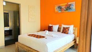 Quarto casal superior | Wi-Fi de cortesia, roupa de cama