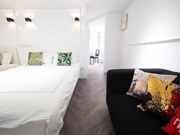 Apartamento Club | Cortinas/cortinados opacos, Wi-fi grátis, roupa de cama fornecida