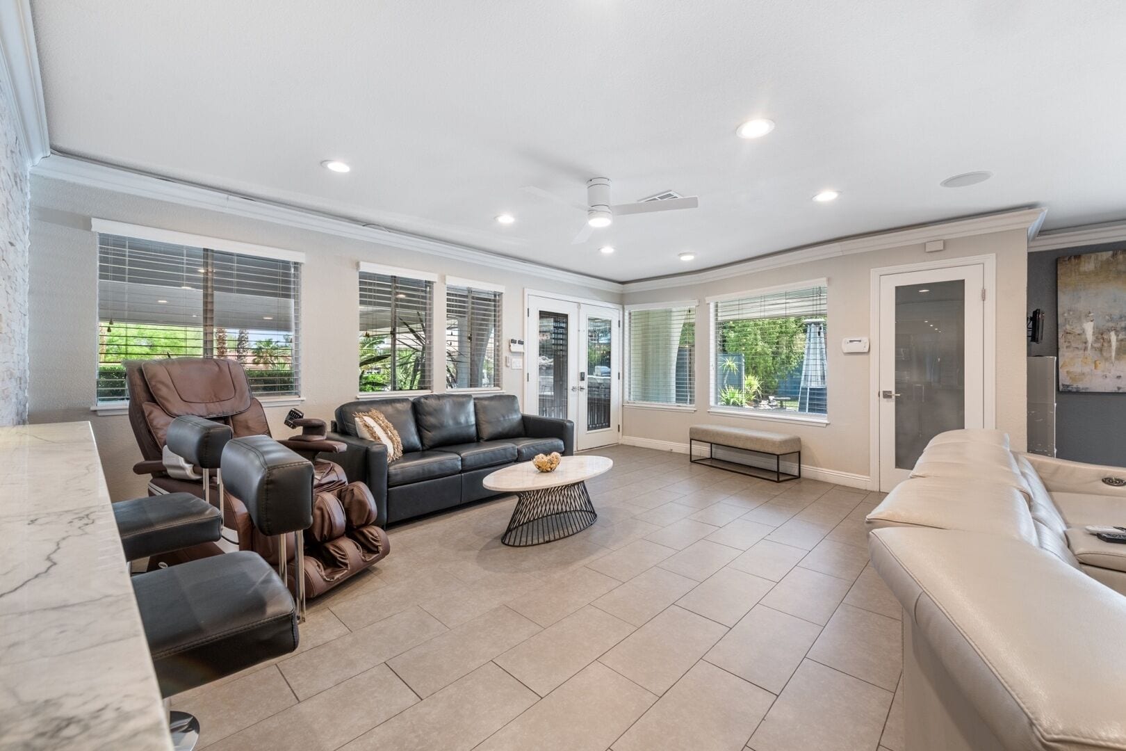 Lux Modern Villa,city Center, Pool,spa,game Rm,basketball,pickle Ball,pool House - Las Vegas, NV