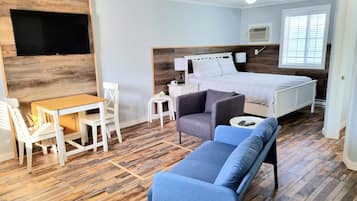 Cabana de Madeira Deluxe | 1 quarto, com decoração personalizada
