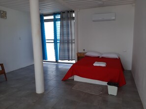 Quarto Familiar | Wi-fi grátis, roupa de cama fornecida 