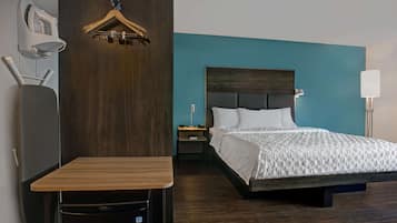 Escrivaninha, Wi-Fi de cortesia, roupa de cama
