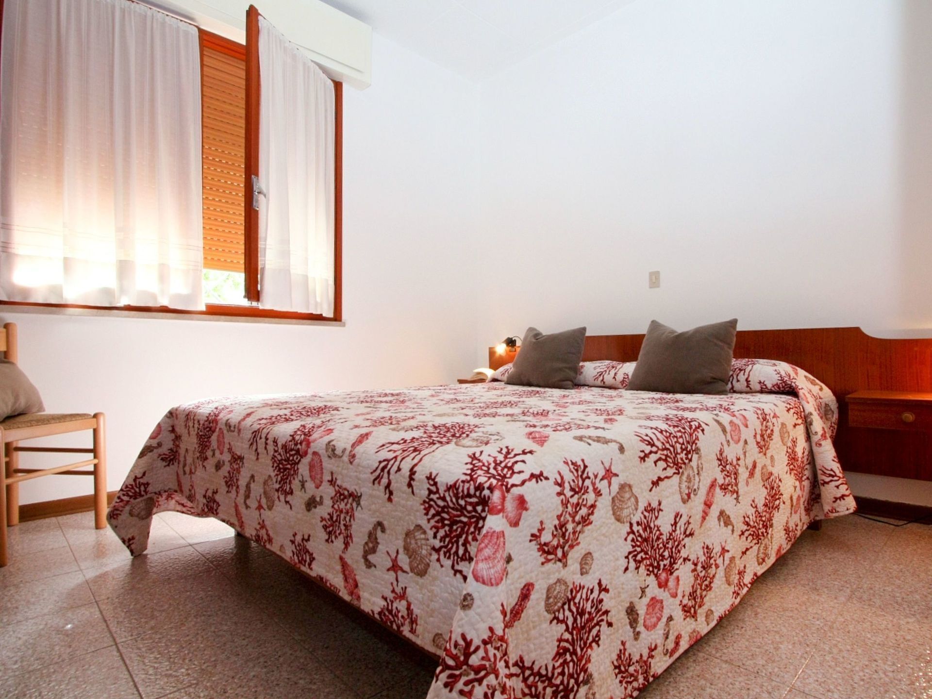 Atemberaubendes  Ferienhaus Für 6 Gäste Mit Klimaanlage, Tv, Terrasse Und Haustiere Erlaubt - Lignano Riviera