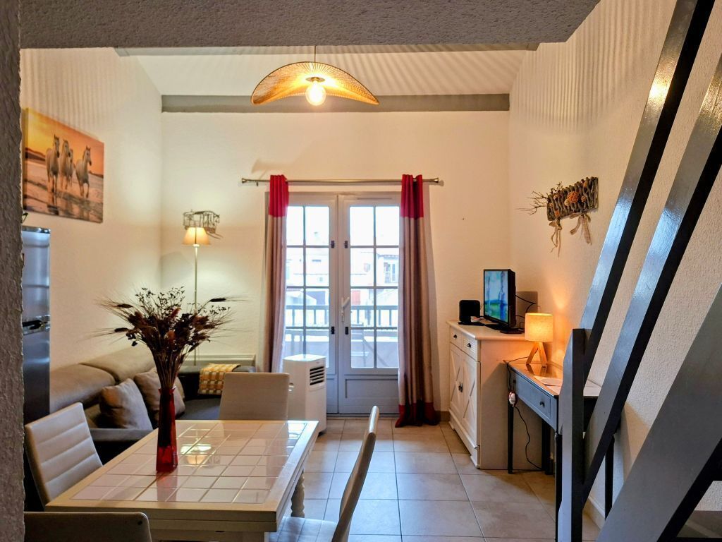 50 M² Apartment Mit Klimaanlage, Privatem Parkplatz & Air Fryer  Saintes-maries - Saintes-Maries-de-la-Mer