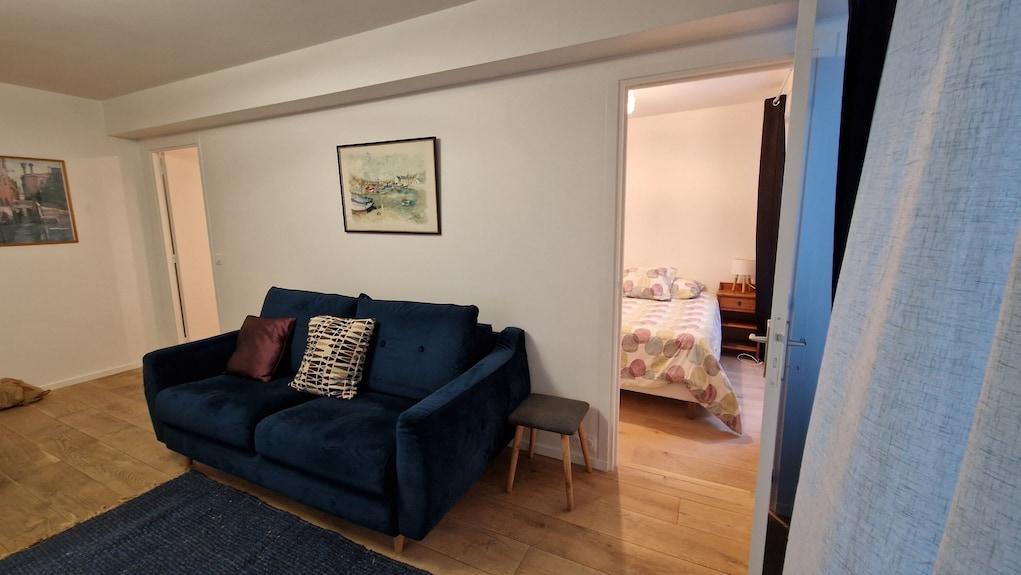 Appartement Famille Quartier Sud De Butte Montmartre Pour 7/8 Personnes - Paris