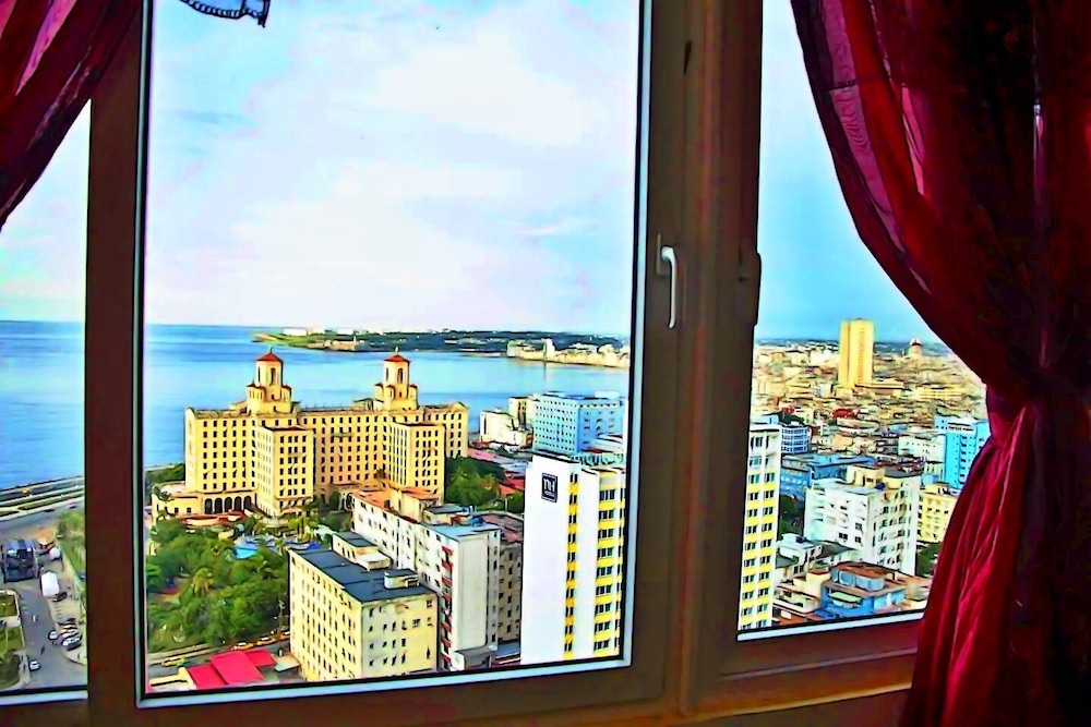 Casa Ariel - Focsa - Havana