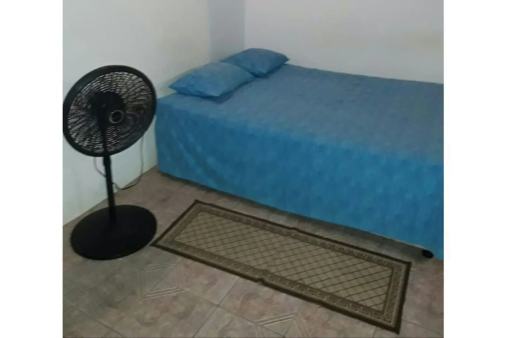 Parlatuvier Tranquille Et Paisible - Tobago