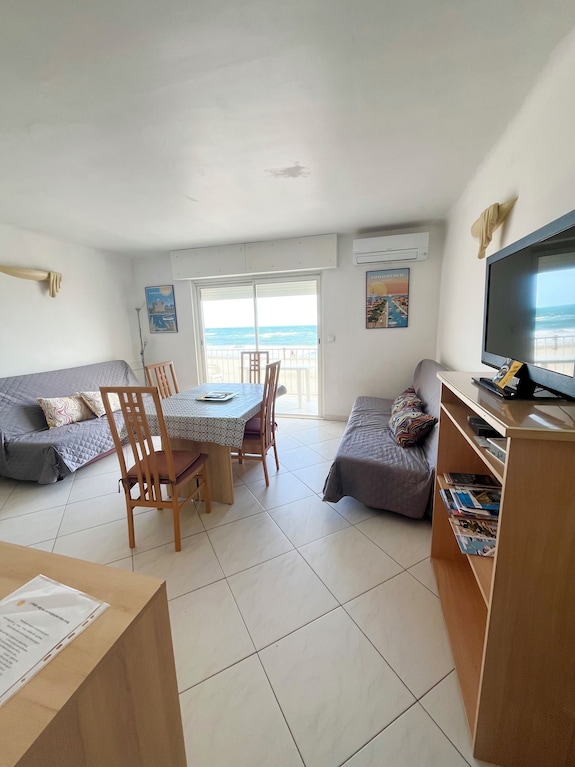 Joli Studio Climatisé - Wifi- Vue Mer Et Accès Direct Plage - Carnon