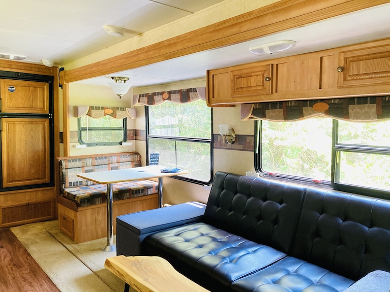 Your Own Private Camper Located Near The Bogue Chitto River! - 密西西比州