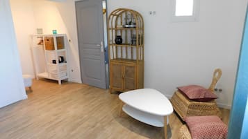 Quarto Duplo ou Twin, casa de banho privativa, vista para o jardim (3) | Comodidade do quarto