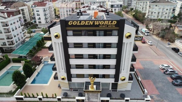 Golden World Suite Hotel - Konyaaltı
