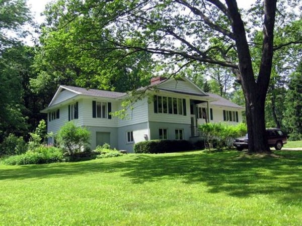 Contemporary Custom Built Home On A Country Lane Close To Sharon - Kent, CT