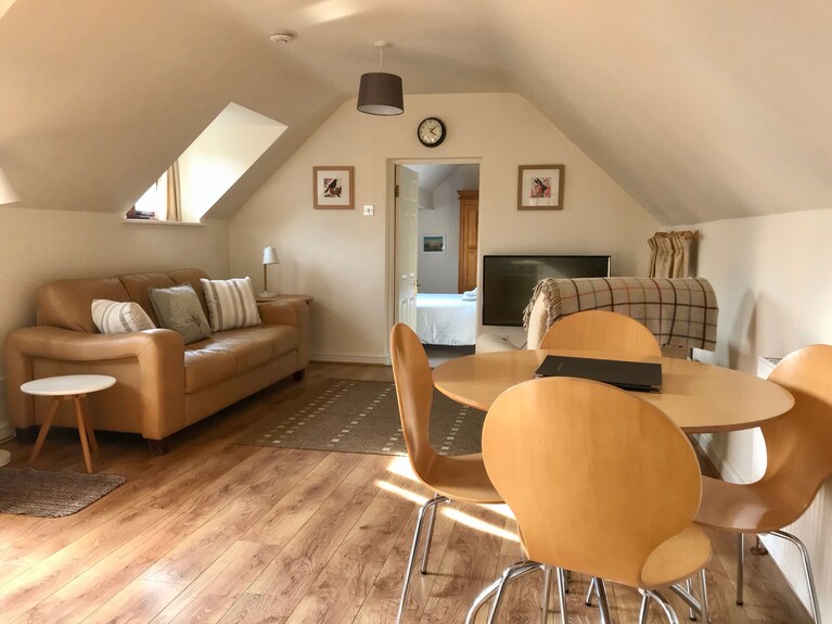 Idyllic Riverside Location - Leominster