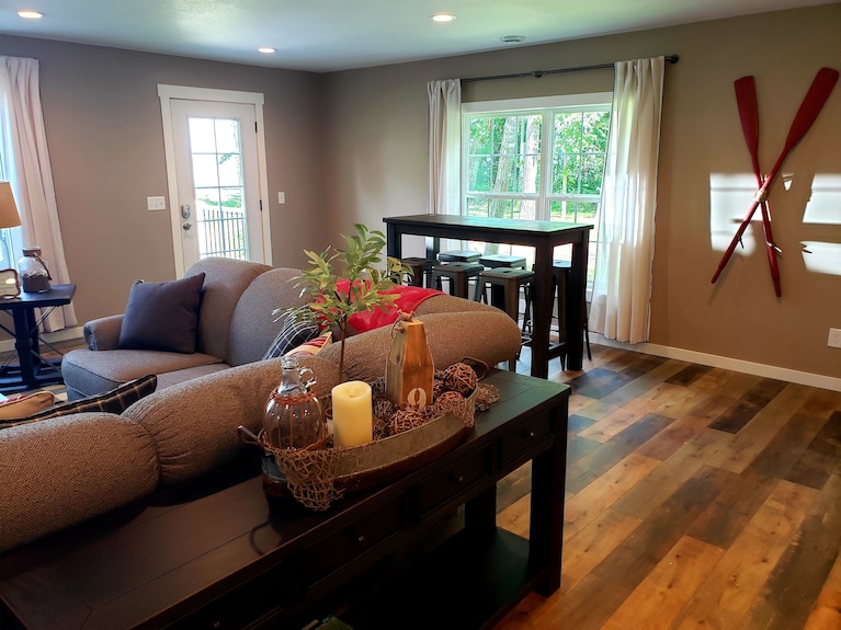 Ultra Private Lake Home On Sandy Beach! - Northern Lights Casino