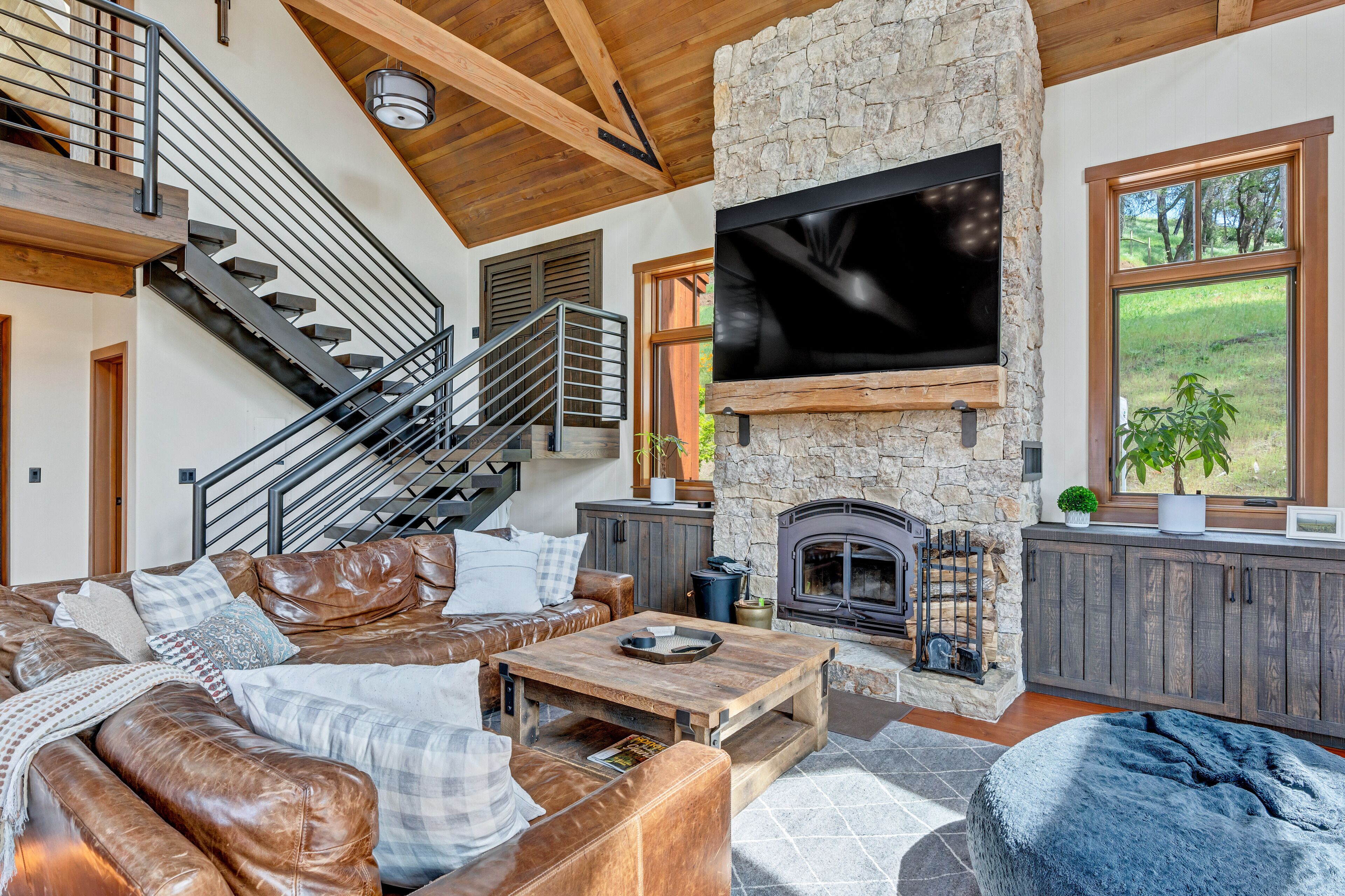 Relax In The Most Beautiful, Secluded Setting Sonoma County Has To Offer - Calistoga, CA