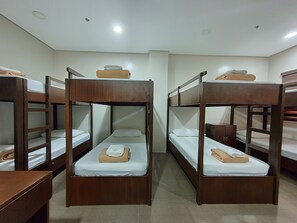 Quarto Duplo Deluxe | Wi-fi grátis, roupa de cama fornecida 