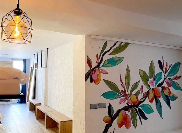 JOY Private Room for 8 People | Roupas de cama premium, individualmente decorados