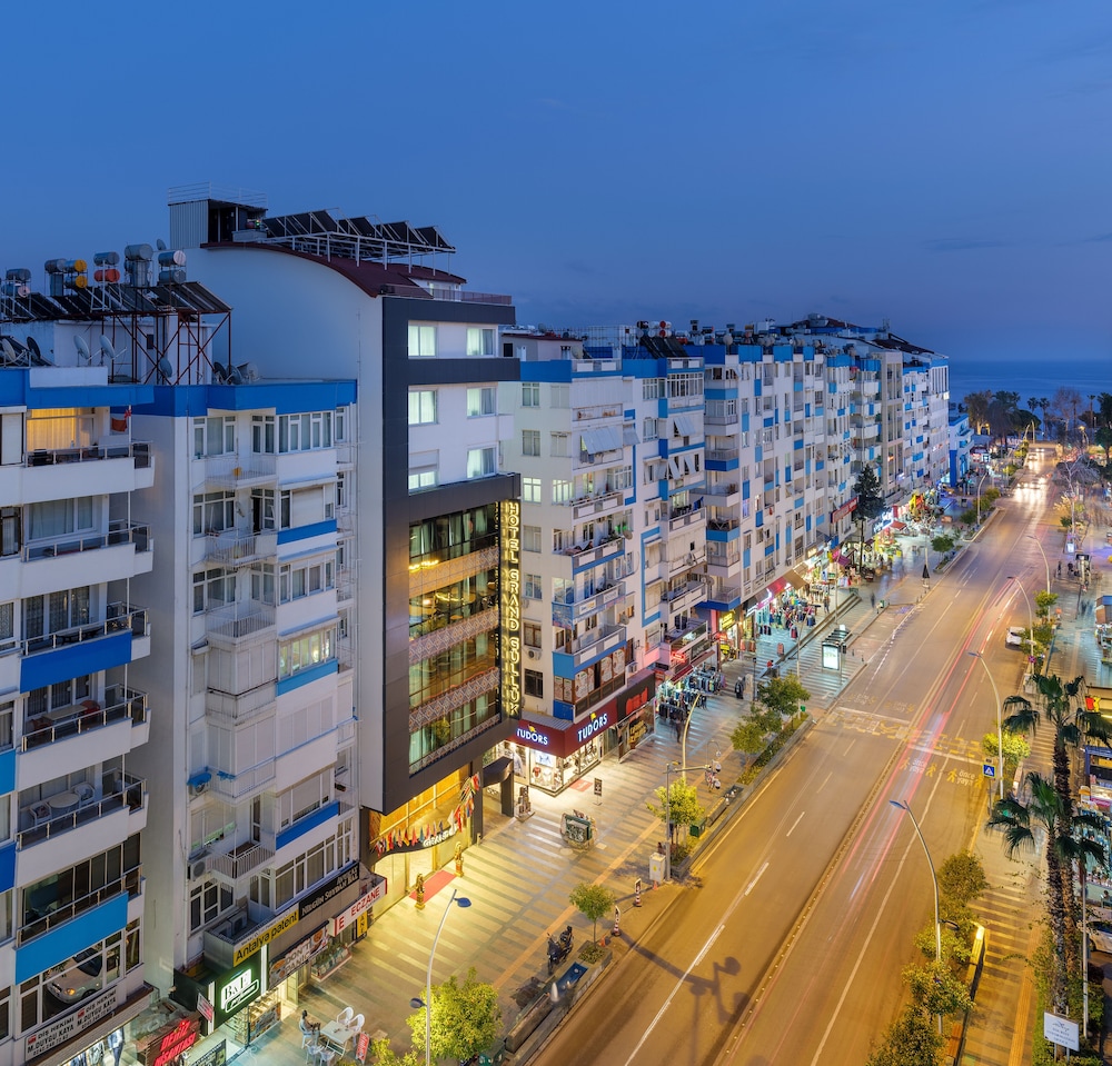 Grand Gulluk Hotel & Spa - Kepez