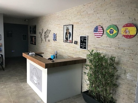 Recepção. Visto Hostel