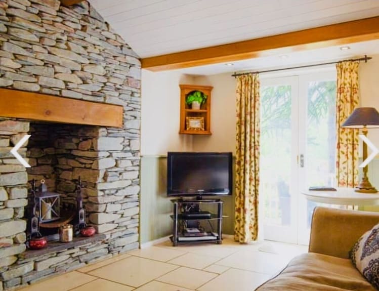 Ambleside Lake District Romantic Riverside Cottage - Ambleside