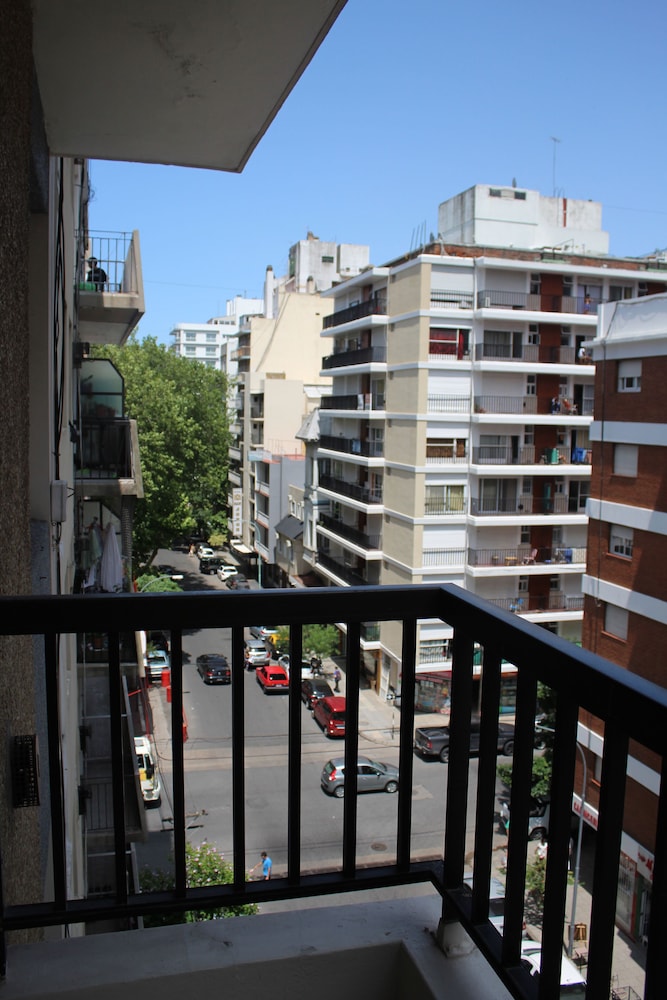 Spacious Apartment Meters From The Sea In Guemes Area - Mar del Plata