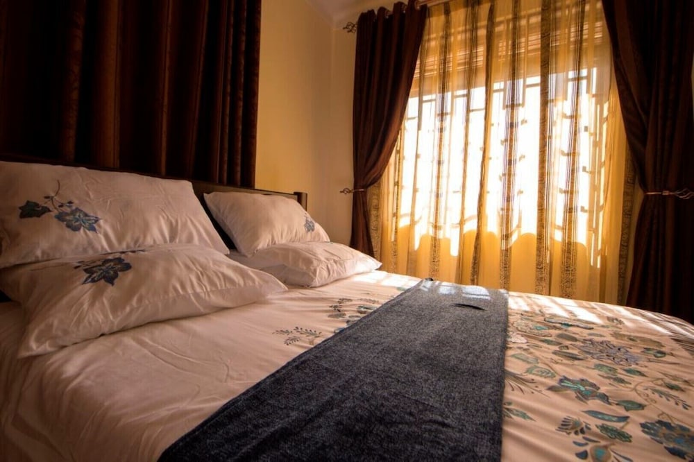 Haz Tu Hogar Aquí 13 - Kampala