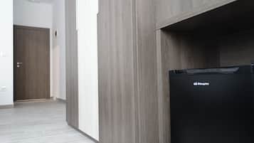 Minibar, secretária, cortinas/cortinados opacos, quartos insonorizados
