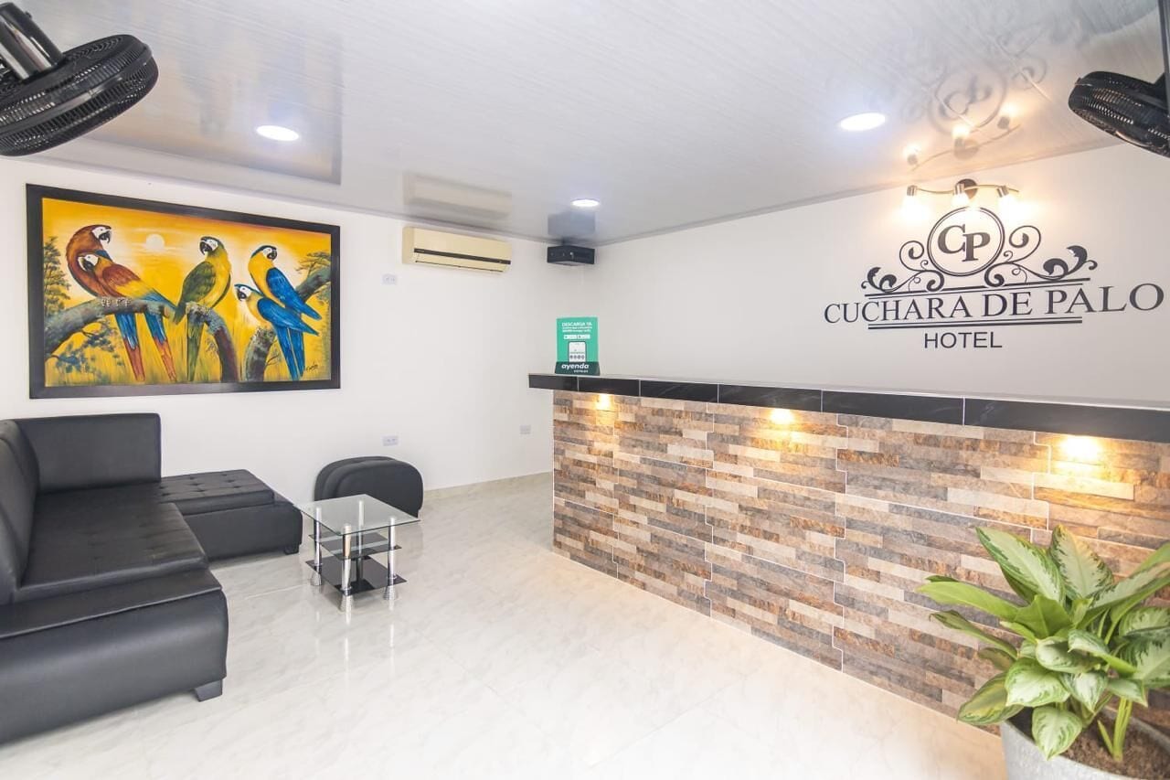 TV 32 polegadas com canais a cabo