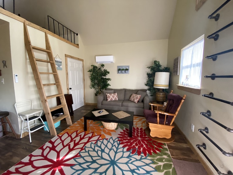 Cozy Cabin In Our Little Woodland Village - Access To Pond And Meadow - Devil's Den State Park, Winslow