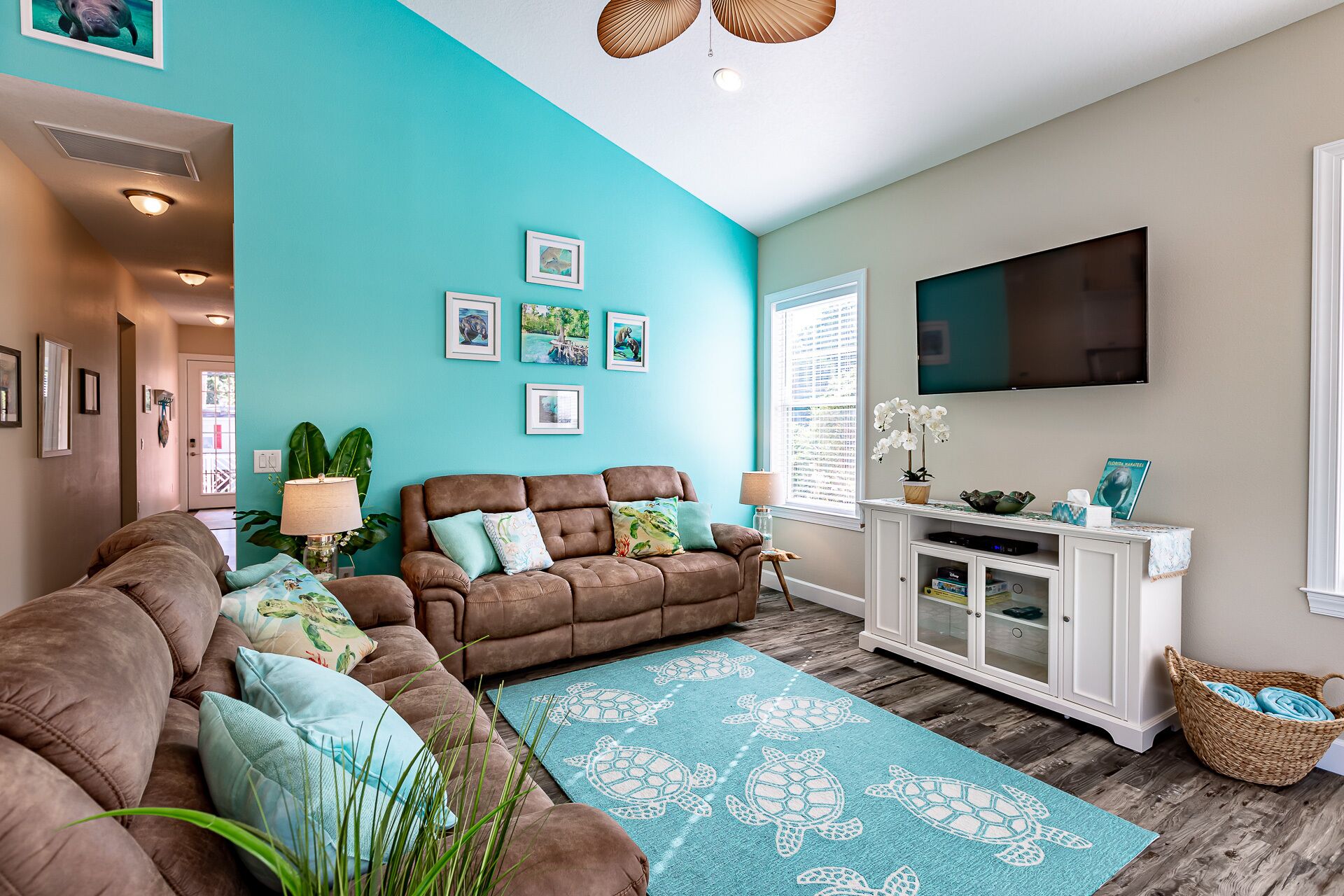 Direct Weeki Wachee Riverfront!! Key West Paradise! - Hernando Beach, Florida