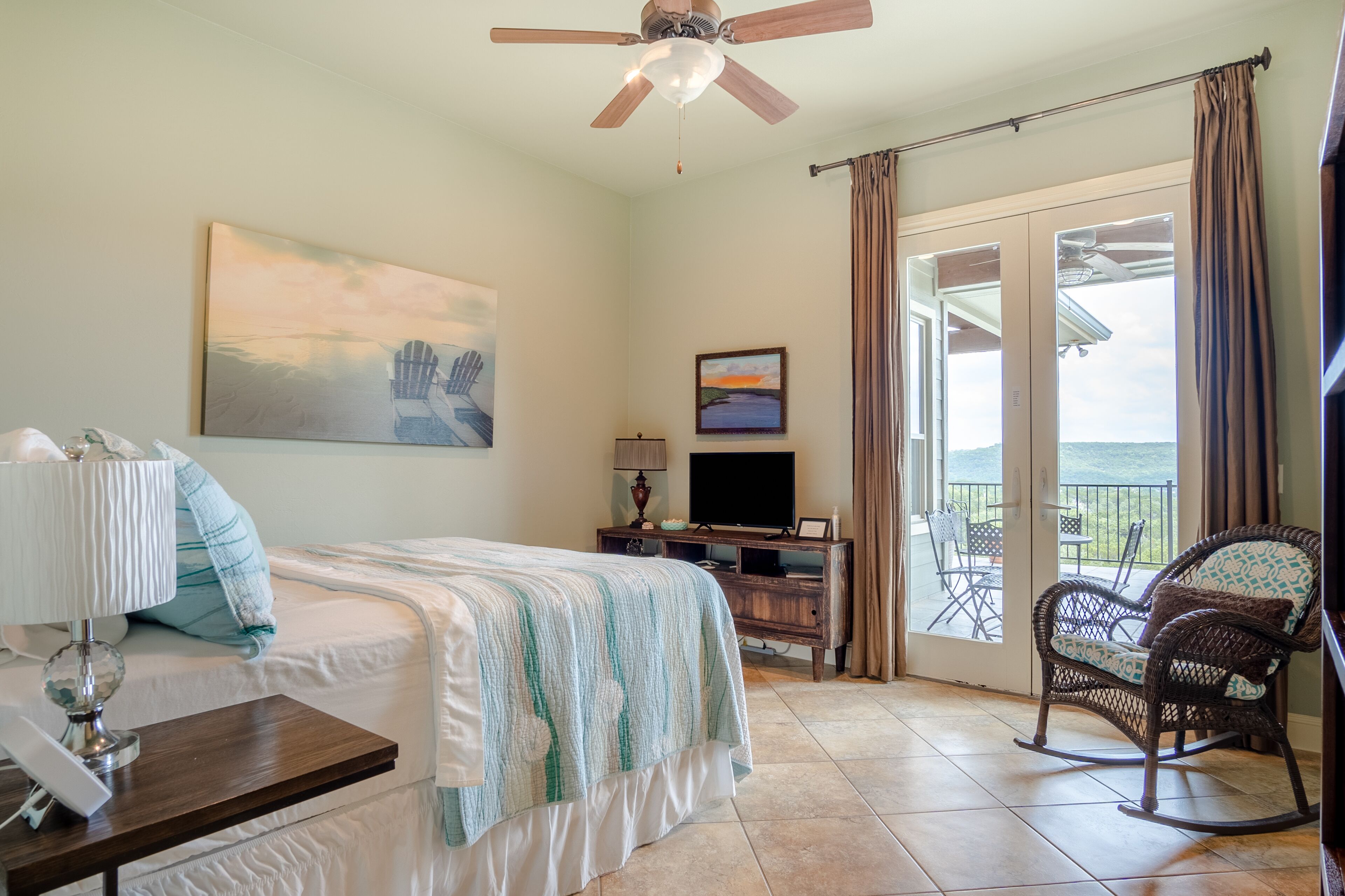 Casa De Jane On Lake Travis, The Perfect Escape - Austin, TX