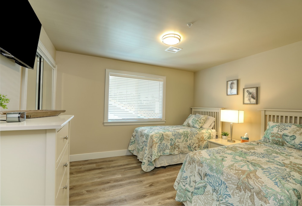 Spacieuse Maison De Ville Du Centre-ville De Pismo Beach - 3 Chambres / 3 Salles De Bain Pour 9 Personnes - Pismo Beach, CA
