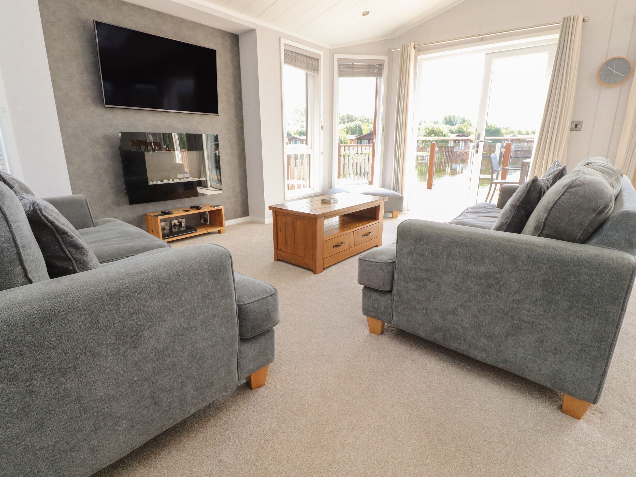 Mereside, Family Friendly, With Pool In Carnforth - Lancashire