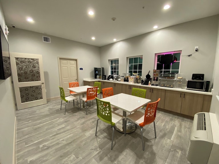 Best Apartments In Houston Willowbrook - Houston, TX