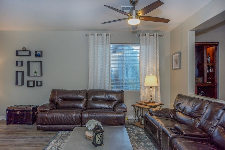 ️Paradise Off The Strip, 4br+big Loft+fun Backyard - Henderson, NV