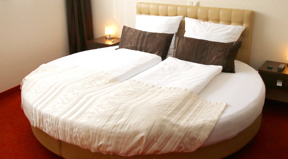 Junior Suite With Bath - Home Hotel - Wilhelmshaven