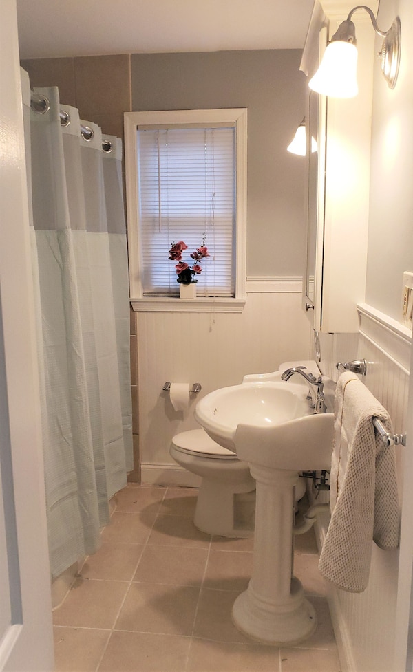 Cozy Apartment In A Great Location - Cherry Hill, NJ