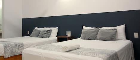 Quarto Clássico, 1 quarto | Camas de colchão pillowtop, Wi-fi grátis, roupa de cama fornecida