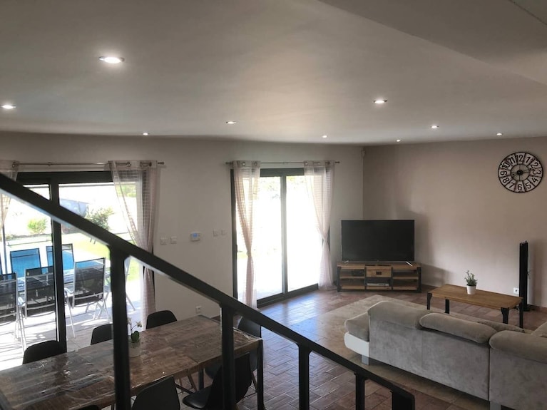 Villa Ubicada En El Corazón De Provenza Con Piscina Privada En 3 Hectáreas. - Aubagne