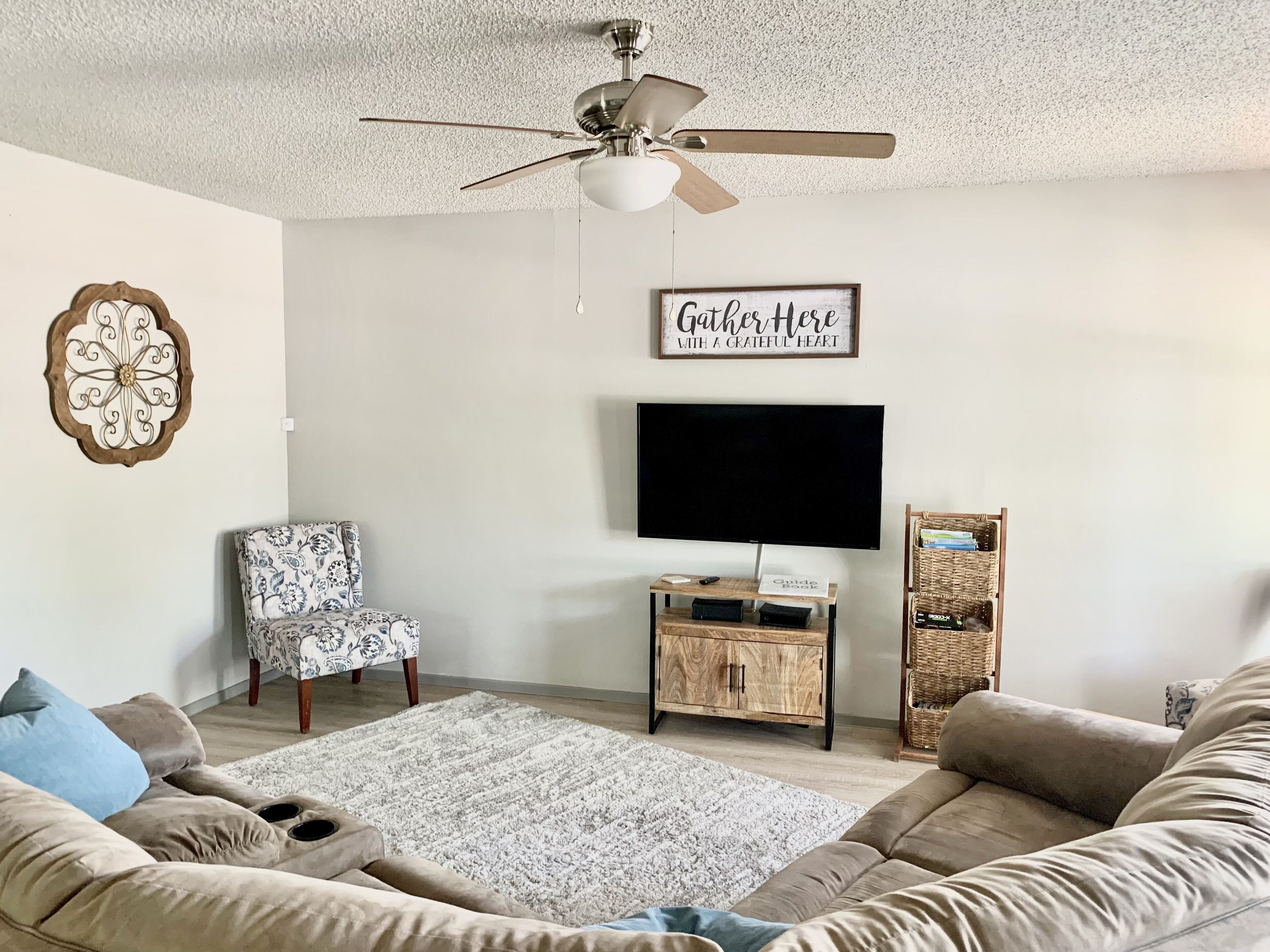 広々とした最新の-ラックランド空軍基地に近い-4ベッドルームハウス - サン・アントニオ, TX