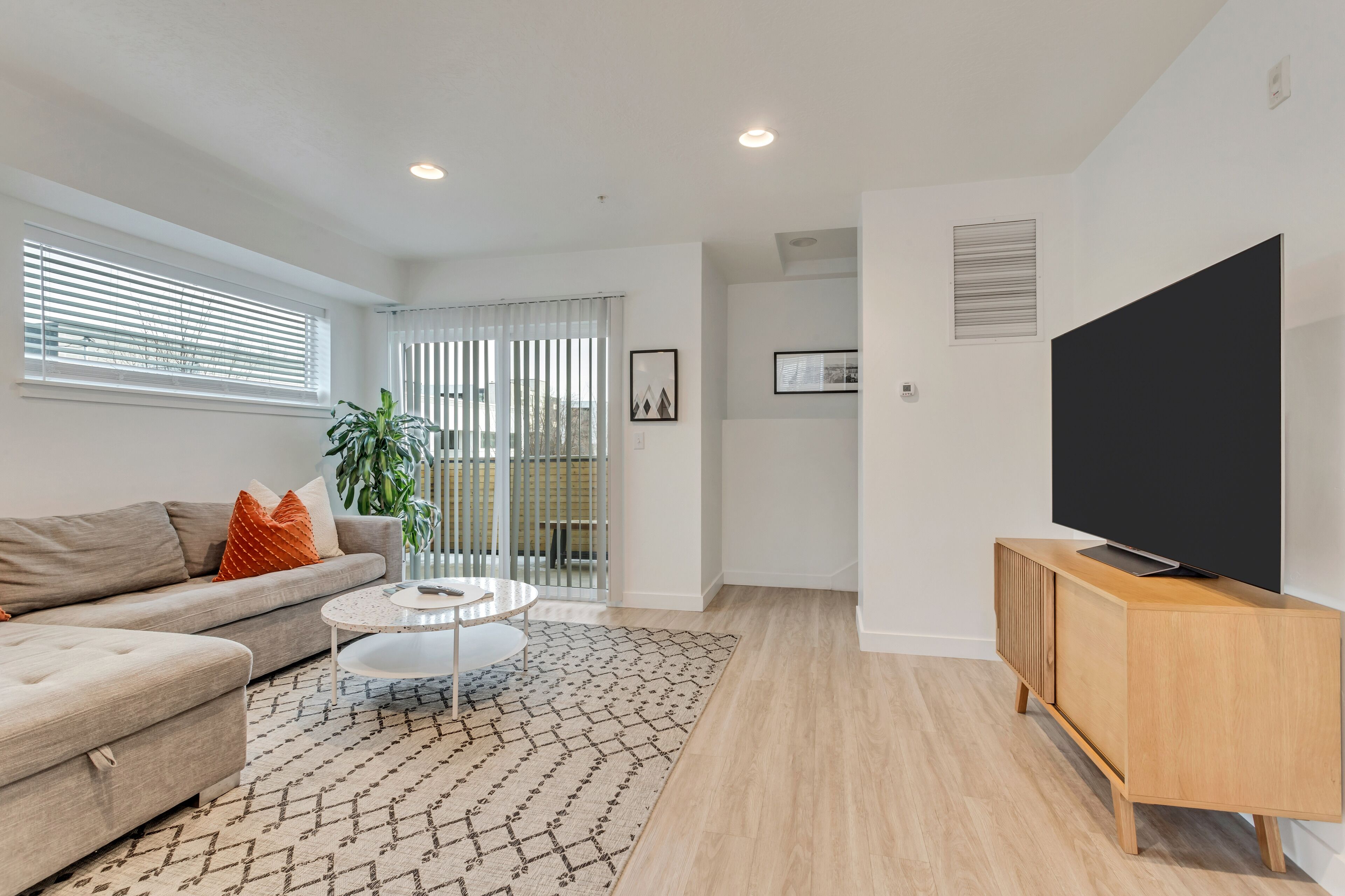 Lcf - Downtown Slc Townhome - King+queen+sofa - 2.5ba - Garage - Salt Lake City, UT