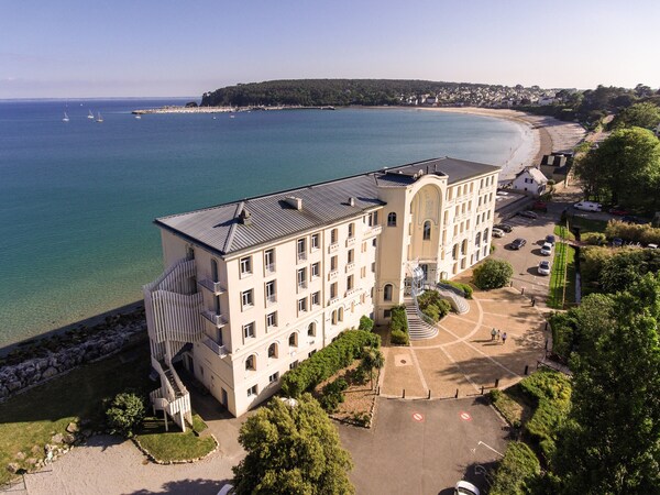 Hôtel Morgat Le Grand Hôtel De La Mer - Morgat
