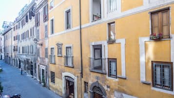 Apartamento, 1 quarto | Vista para a rua